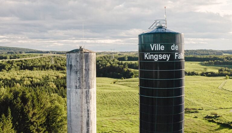 Ville De Kingsey Falls